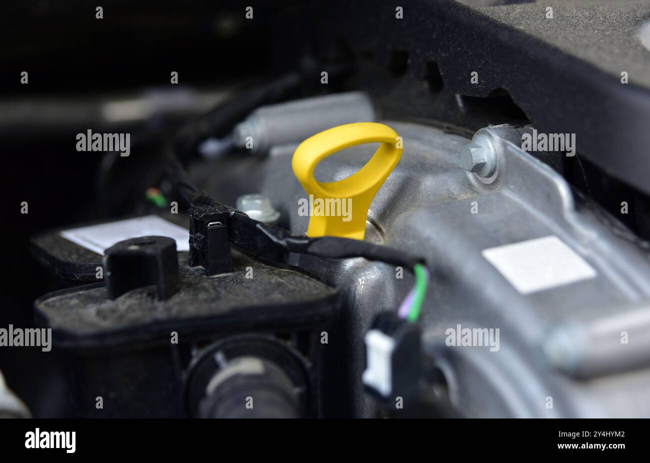 Car engine oil level dipstick, detail Stock Photo - Alamy