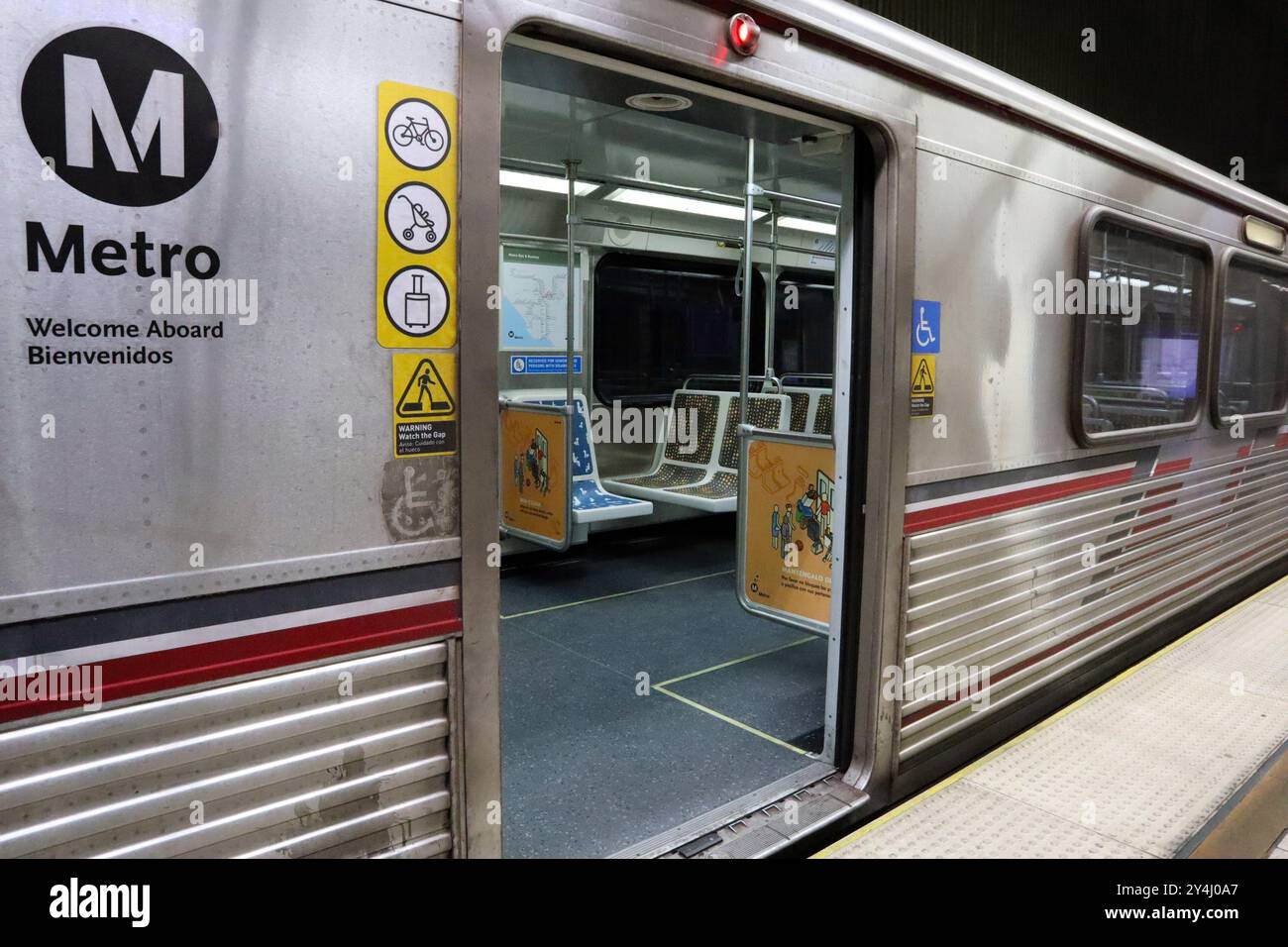 Los angeles metro line hi-res stock photography and images - Alamy