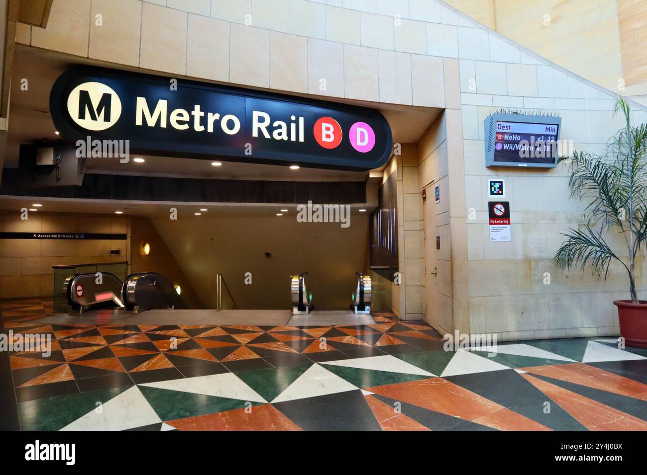 Entrance of Los Angeles Union Station METRO Rail B and D Line Station ...
