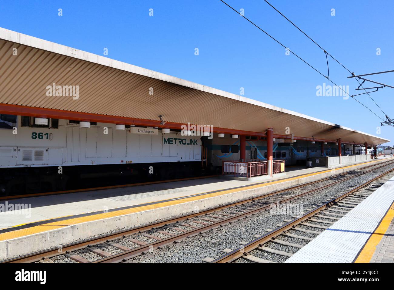 Los angeles union station platform hi-res stock photography and images ...