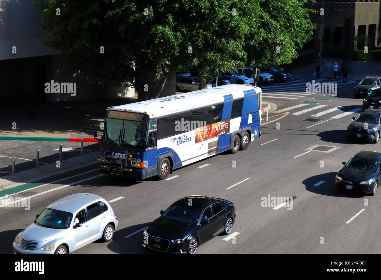 Los Angeles LADOT Commuter Express Transit Bus Stock Photo - Alamy