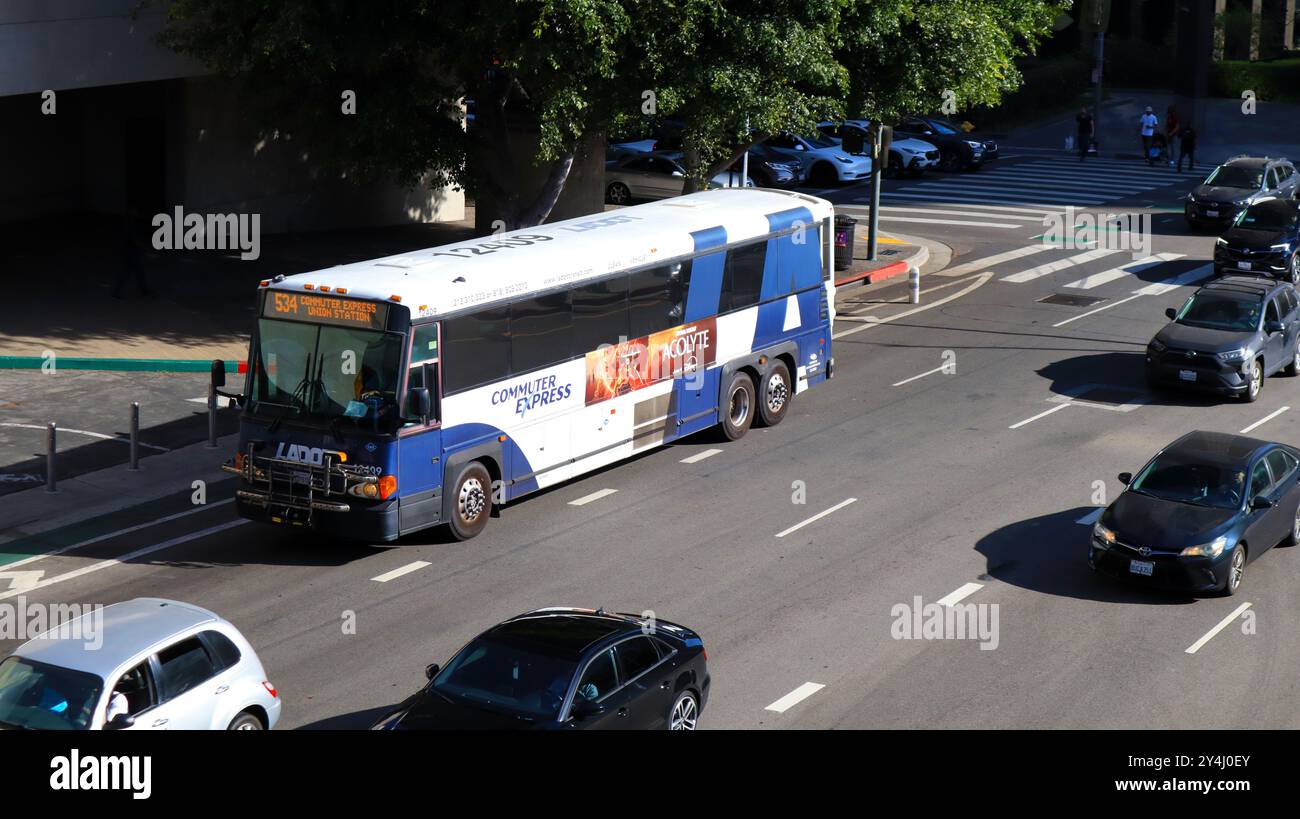 Los Angeles LADOT Commuter Express Transit Bus Stock Photo - Alamy