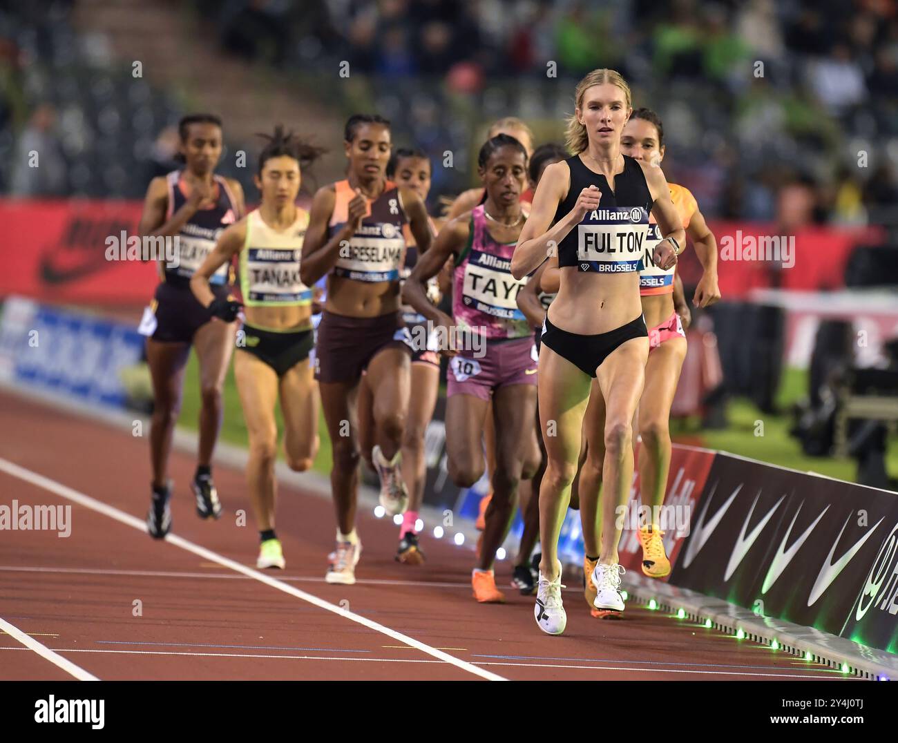 Karissa Schweizer of the USA pasemaking in the women 5000m at the ...