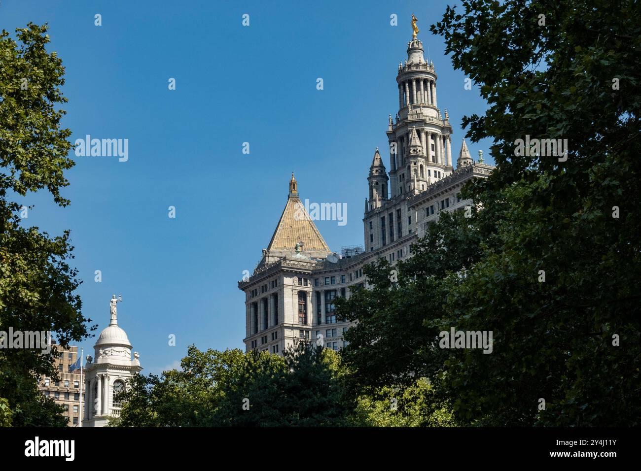Municipal Building and U.S. Courthouse, Lower Manhattan, NYC, USA, 2024 ...