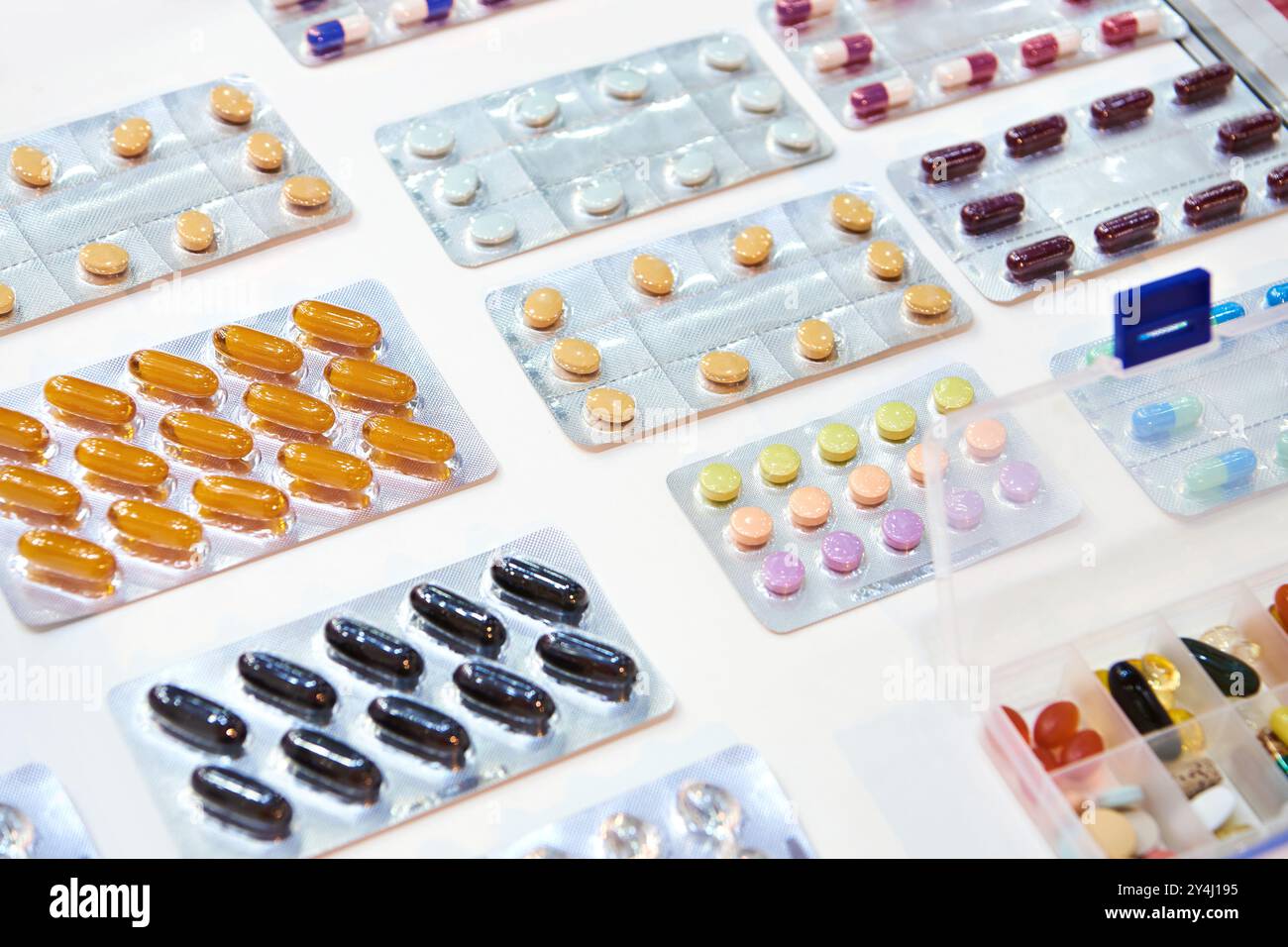 Plastic blister hi-res stock photography and images - Alamy