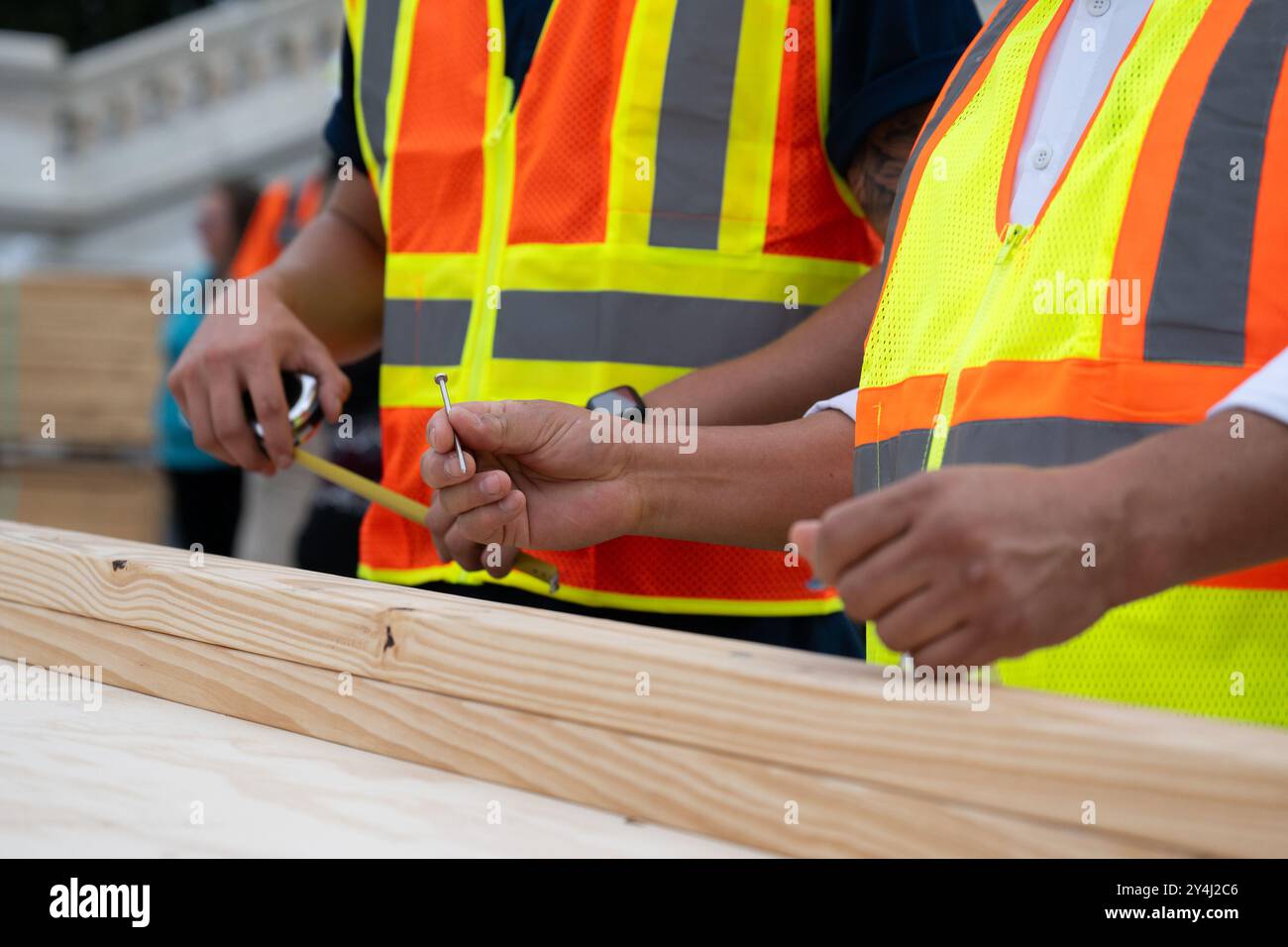 Washington, United States. 18th Sep, 2024. Capitol construction workers ...
