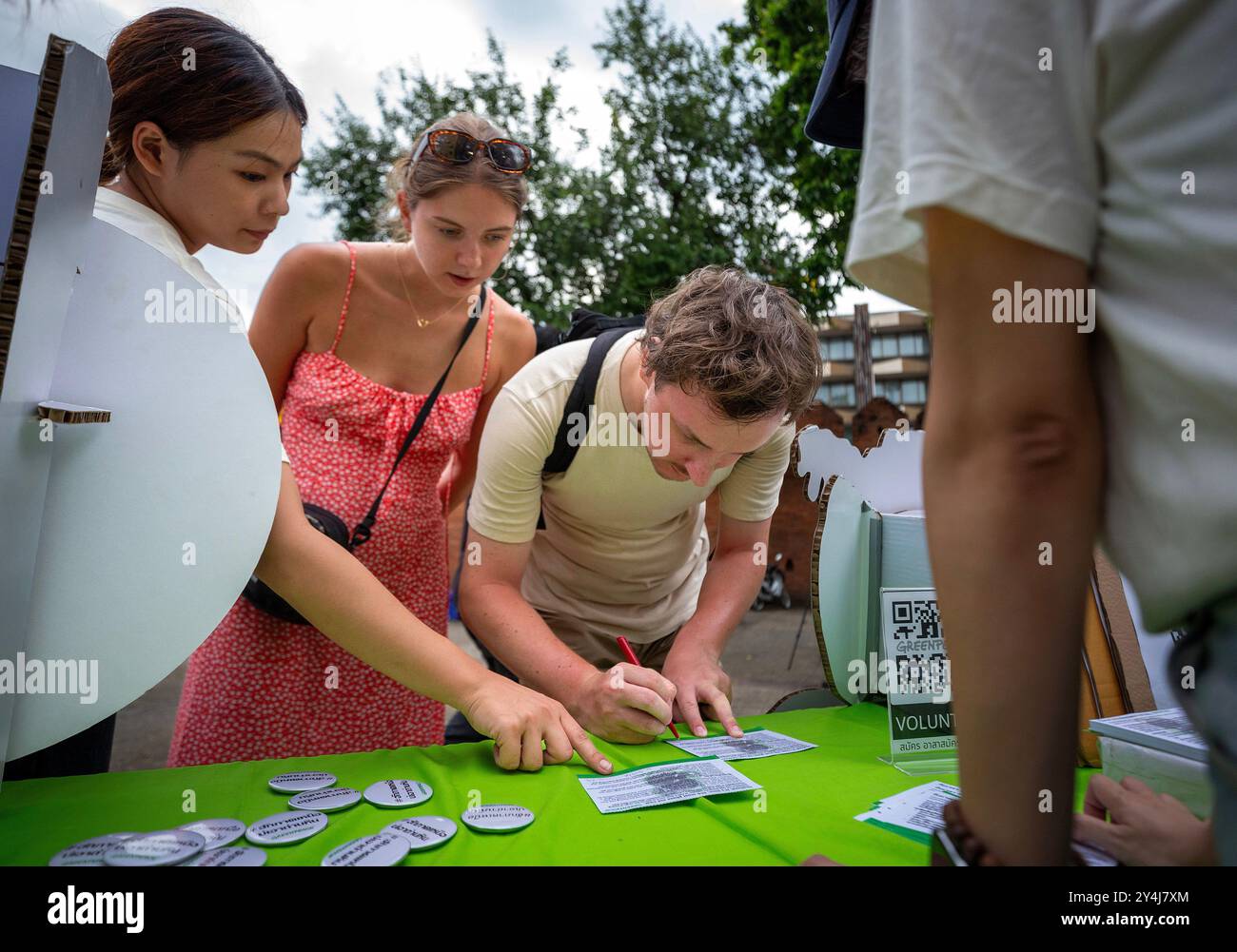 No mining protest sign hi-res stock photography and images - Alamy