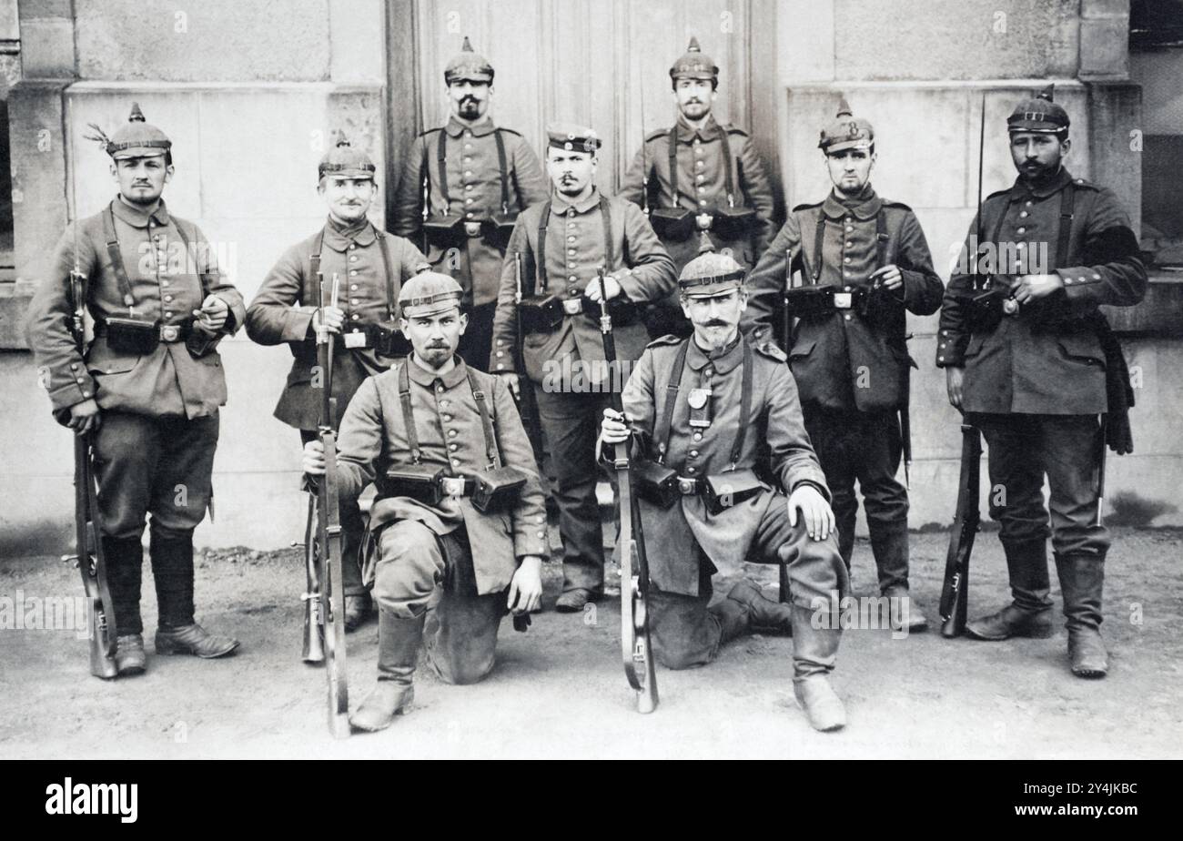 German Ersatz soldiers in Ludwigshafen during the First World War Stock Photo - Alamy