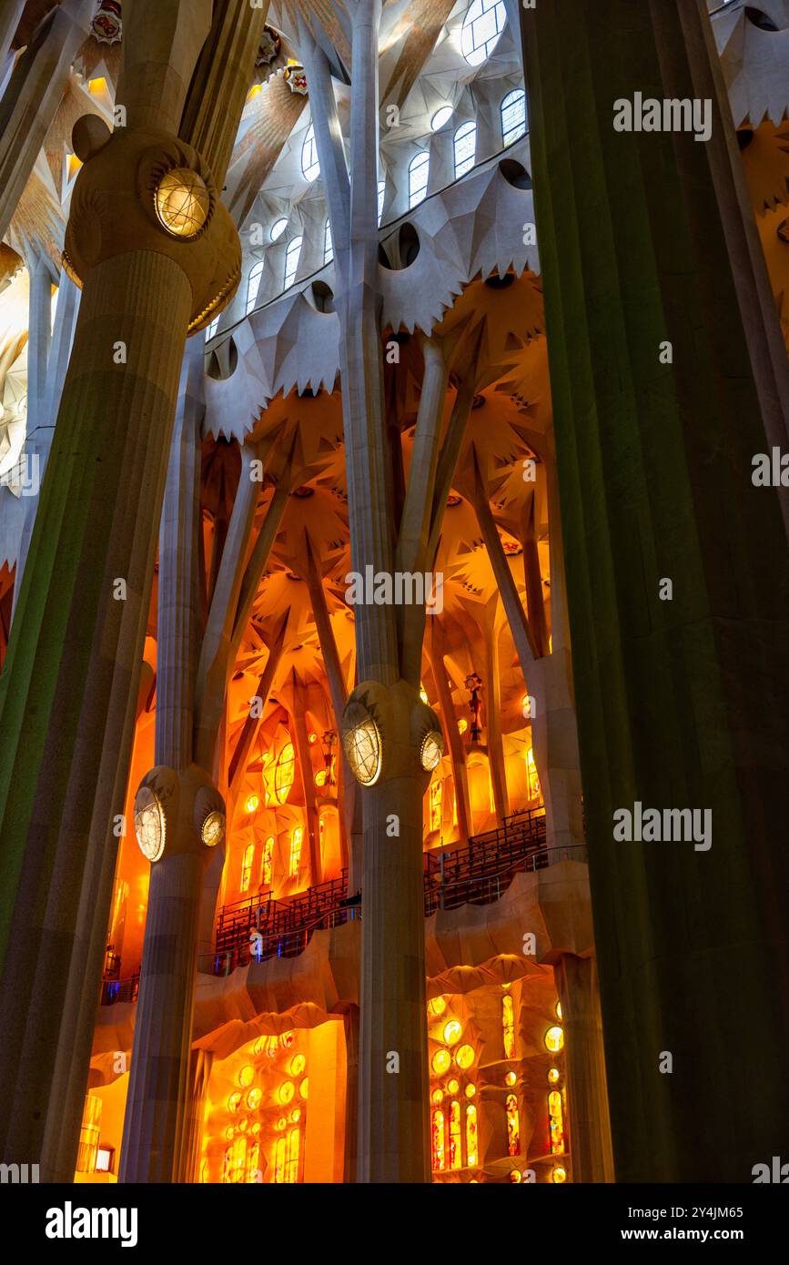 Antoni Gaudi's most famous architectural undertaking is La Sagrada ...