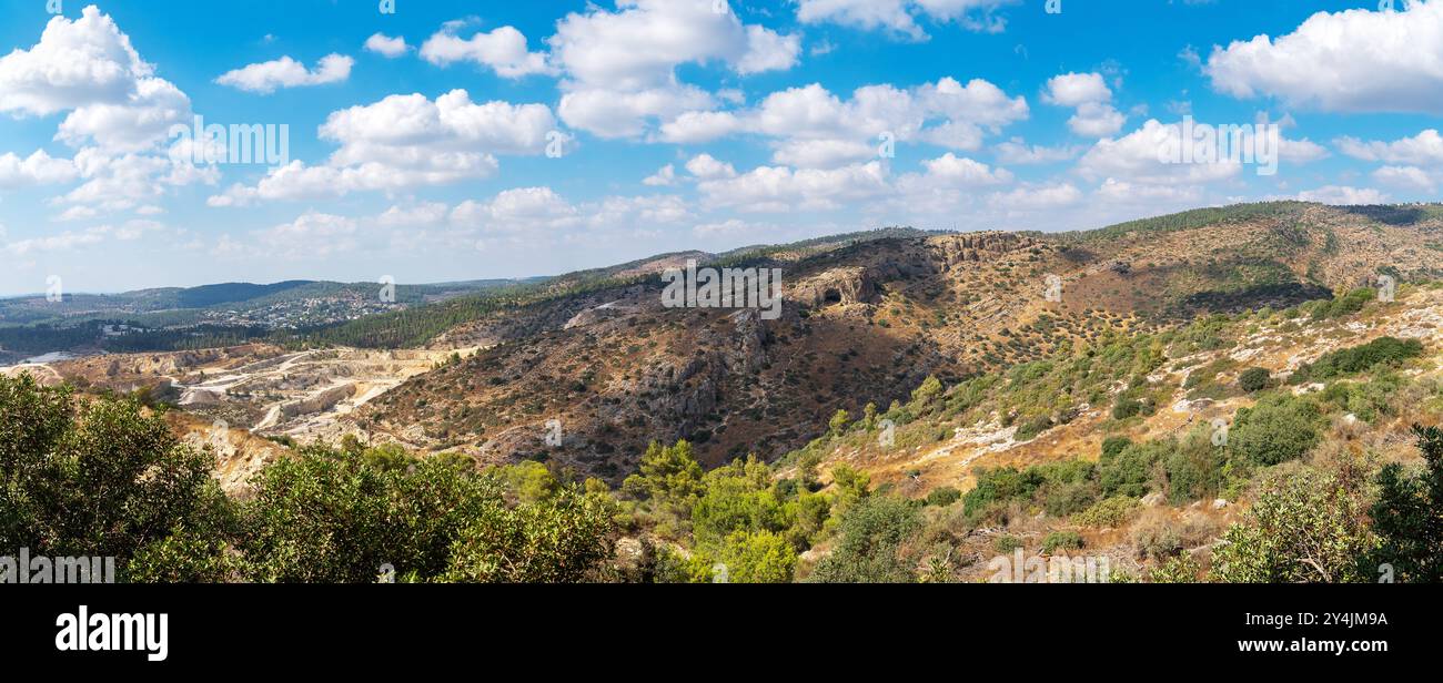 Israeli mountain hi-res stock photography and images - Alamy