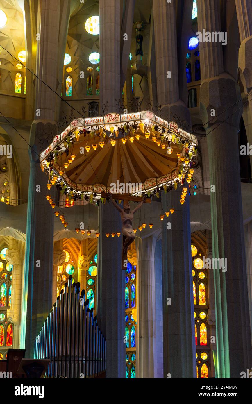 Antoni Gaudi's most famous architectural undertaking is La Sagrada ...