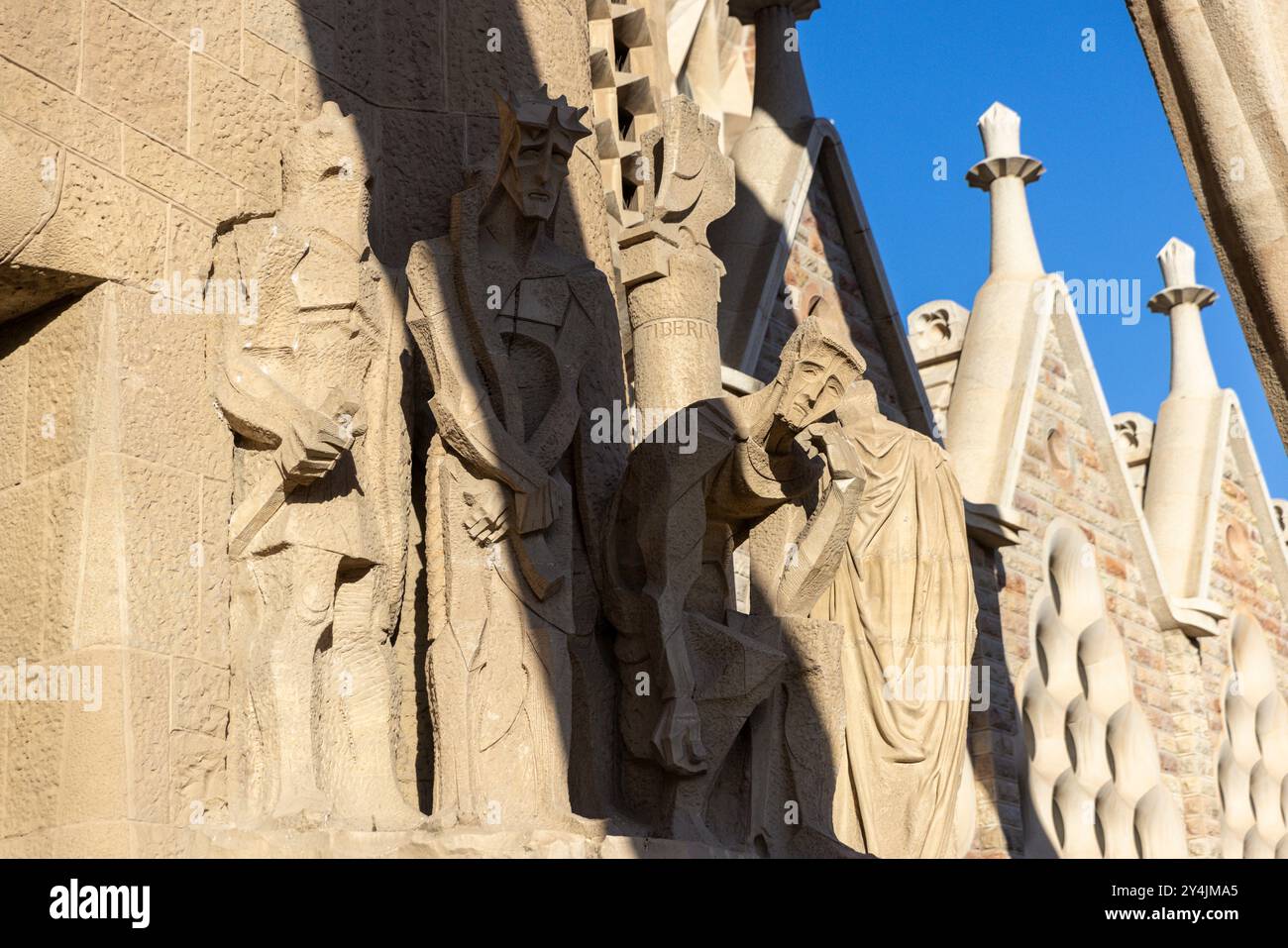 Antoni Gaudi's most famous architectural undertaking is La Sagrada ...