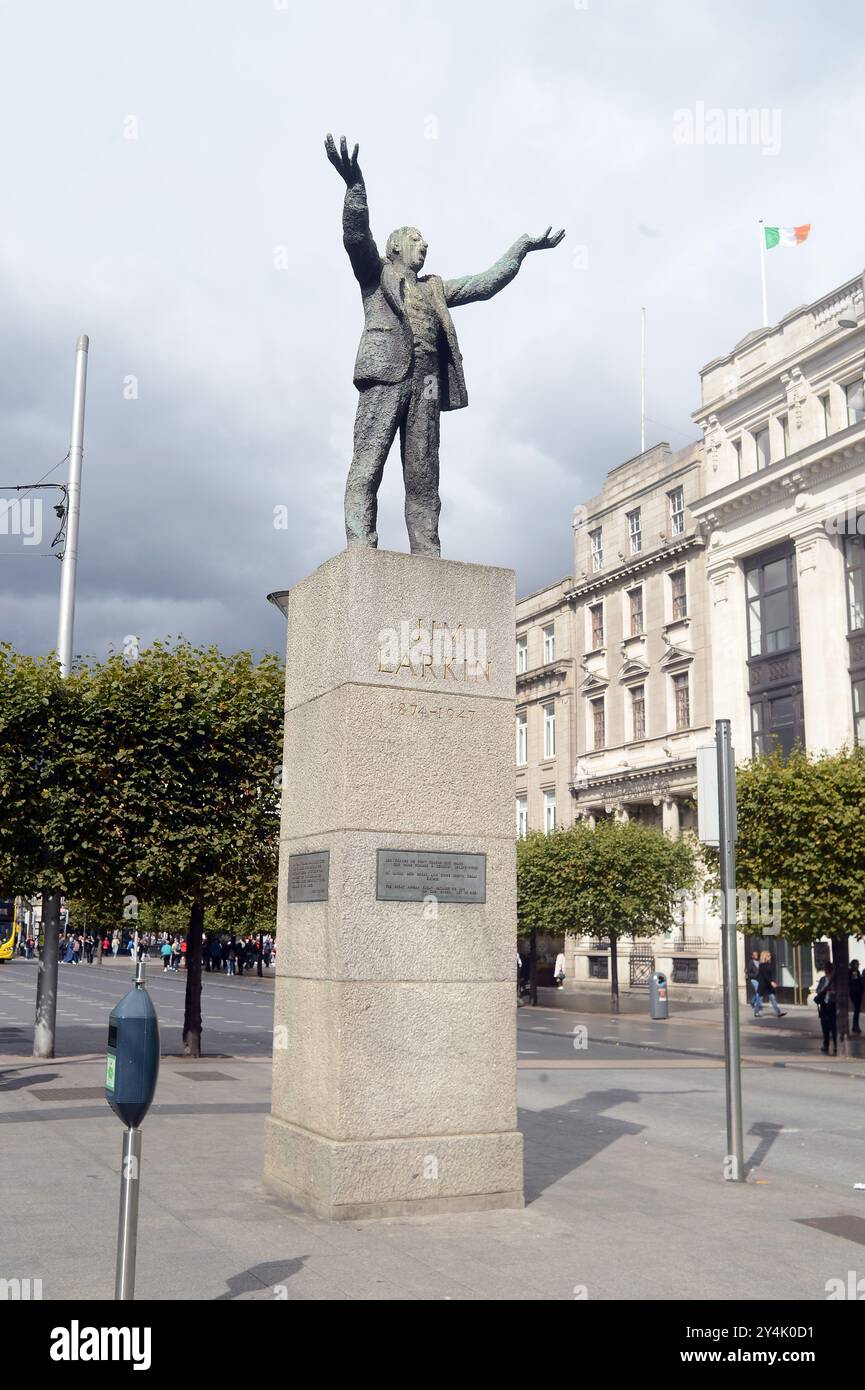 Dublin, IRELAND. 4th Sep, 2024. 20240904 - A statue of Irish trade ...