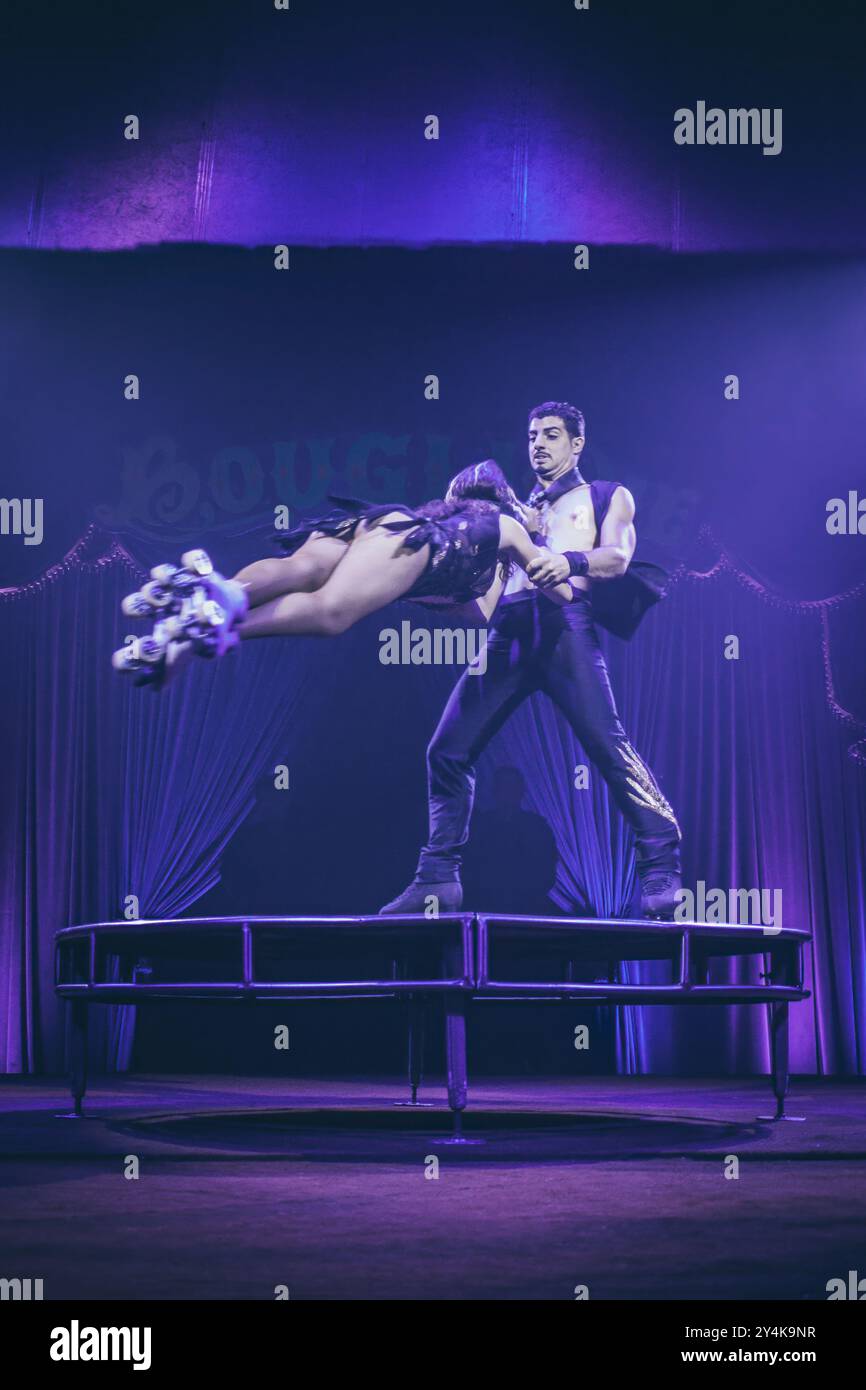 Cirque de Paris, Norfolk VA, USA, 13th Sep 2024. Bouglione circus on ...