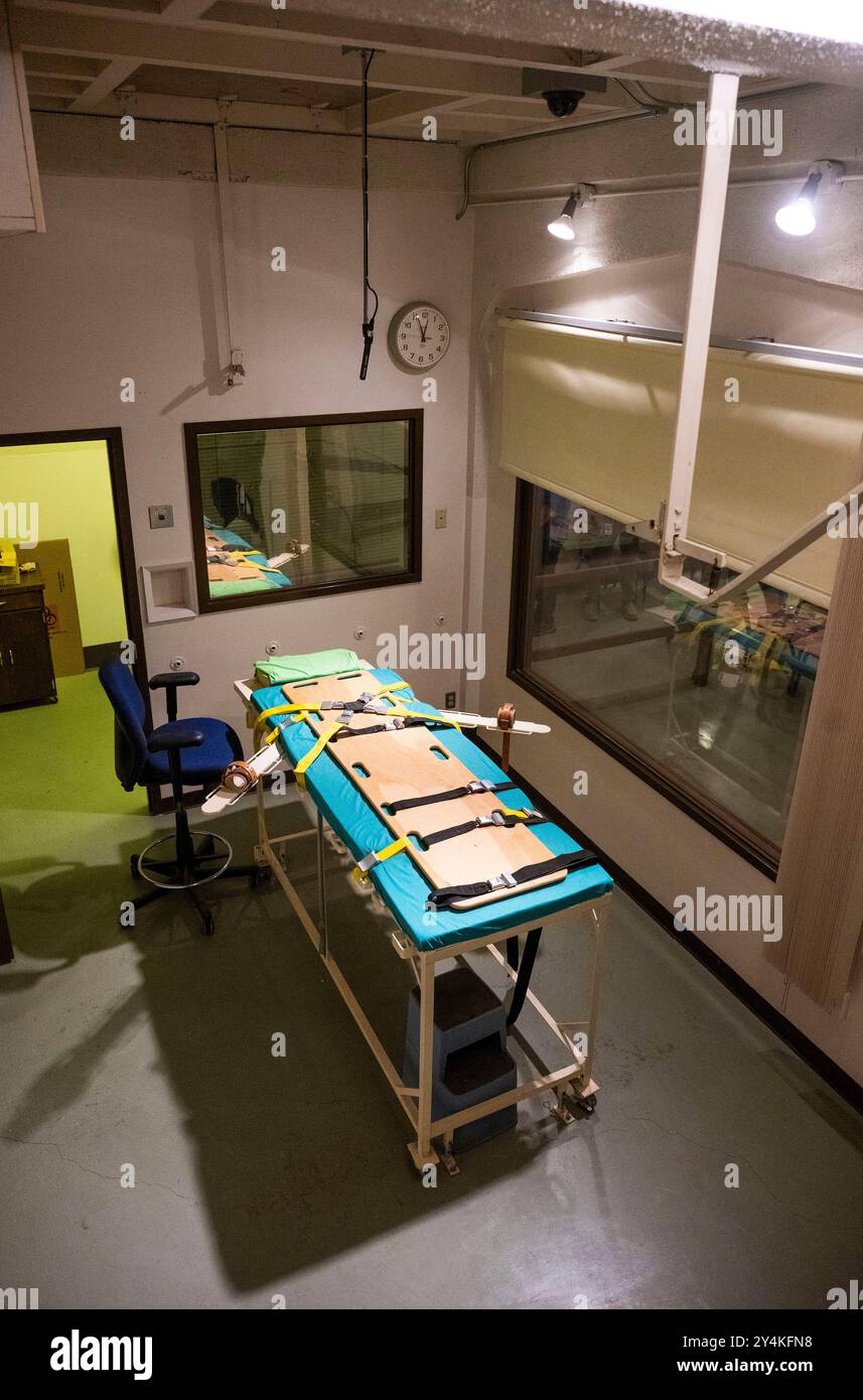 The death chamber, with the lethal injection table on the floor and trap doors for hangings in ...