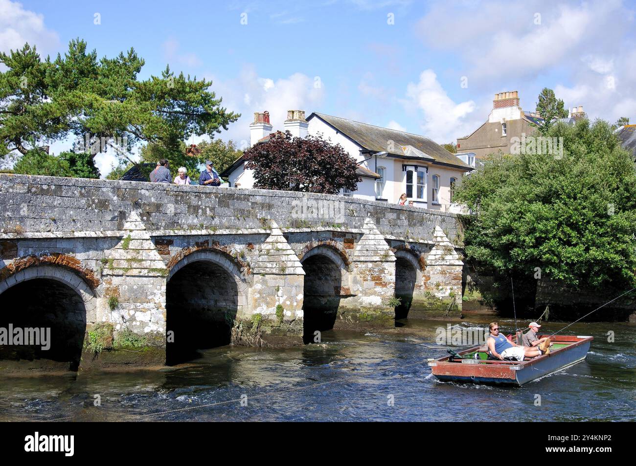Stone bridge over River Avon, Christchurch, Dorset, England, United ...