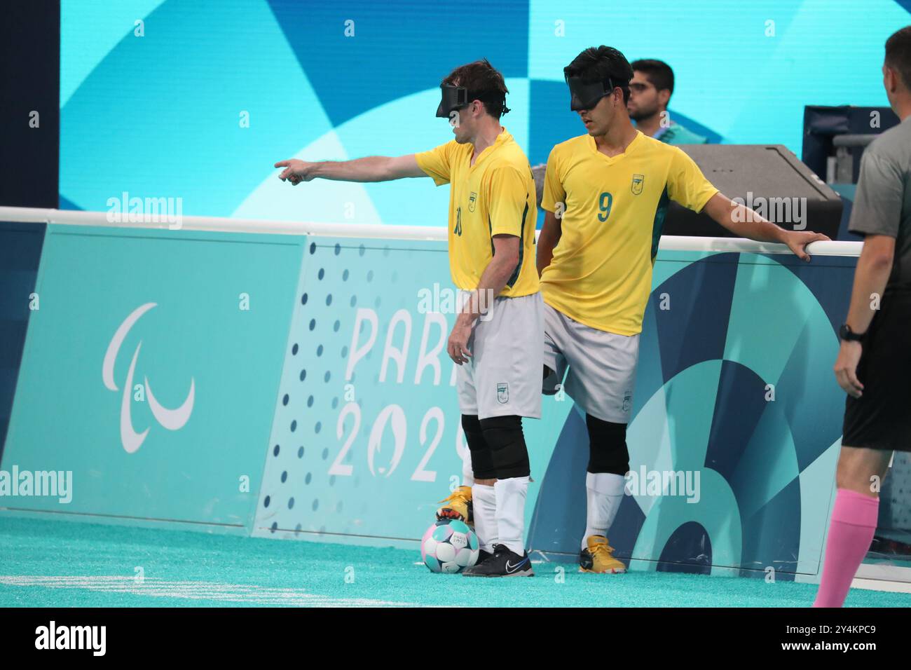 Zparis2024 hi-res stock photography and images - Alamy