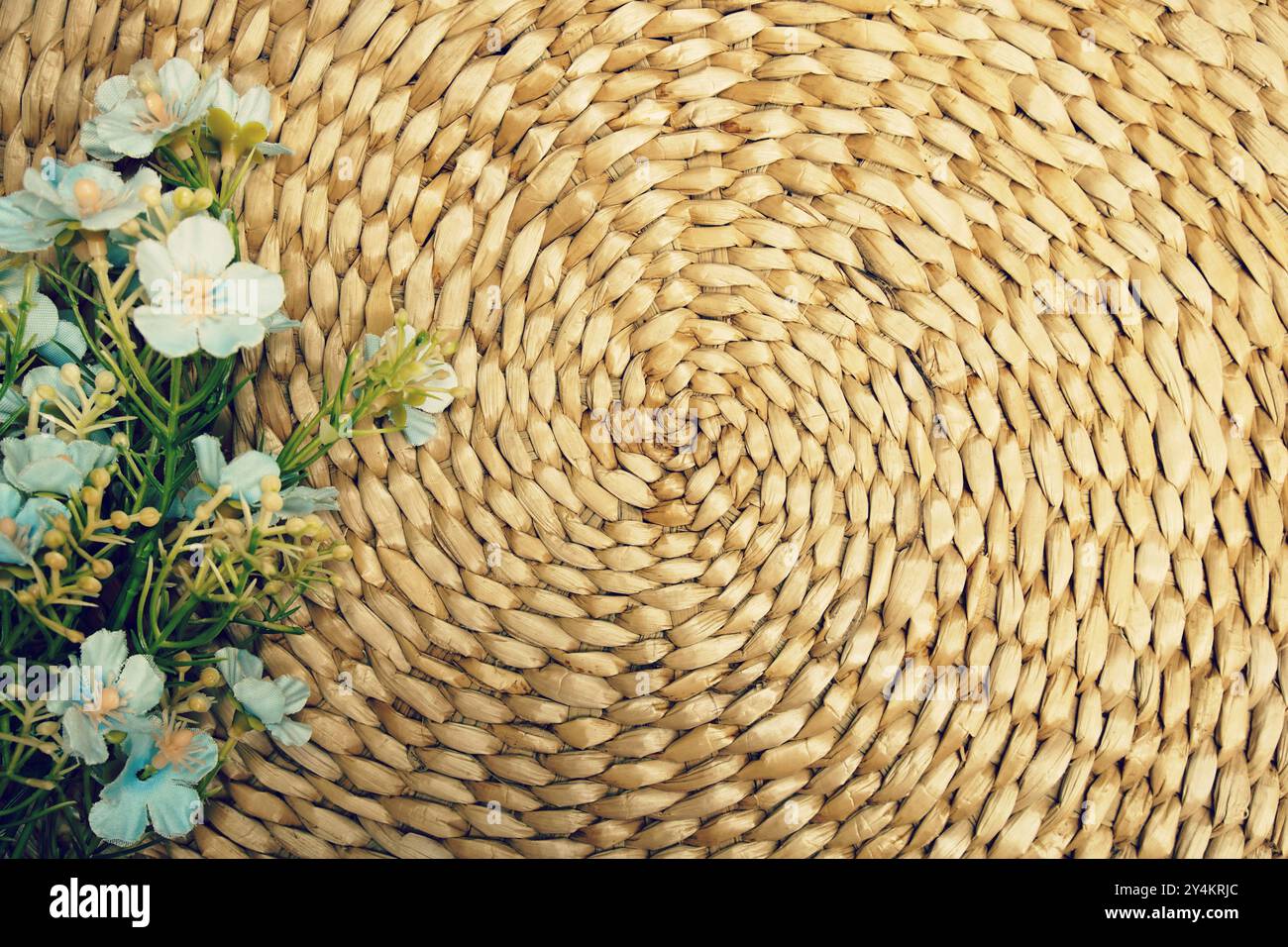 Circular Weave fibers rattan pattern background Stock Photo - Alamy
