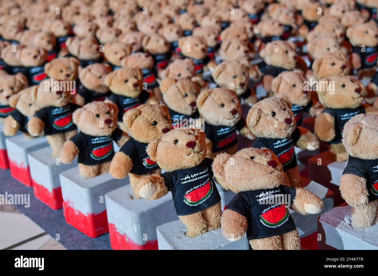 SYRIAN ARTIST BASHIR MUHAMMAD S ART INSTALLATION IN DOHA ECHO OF LOST ...