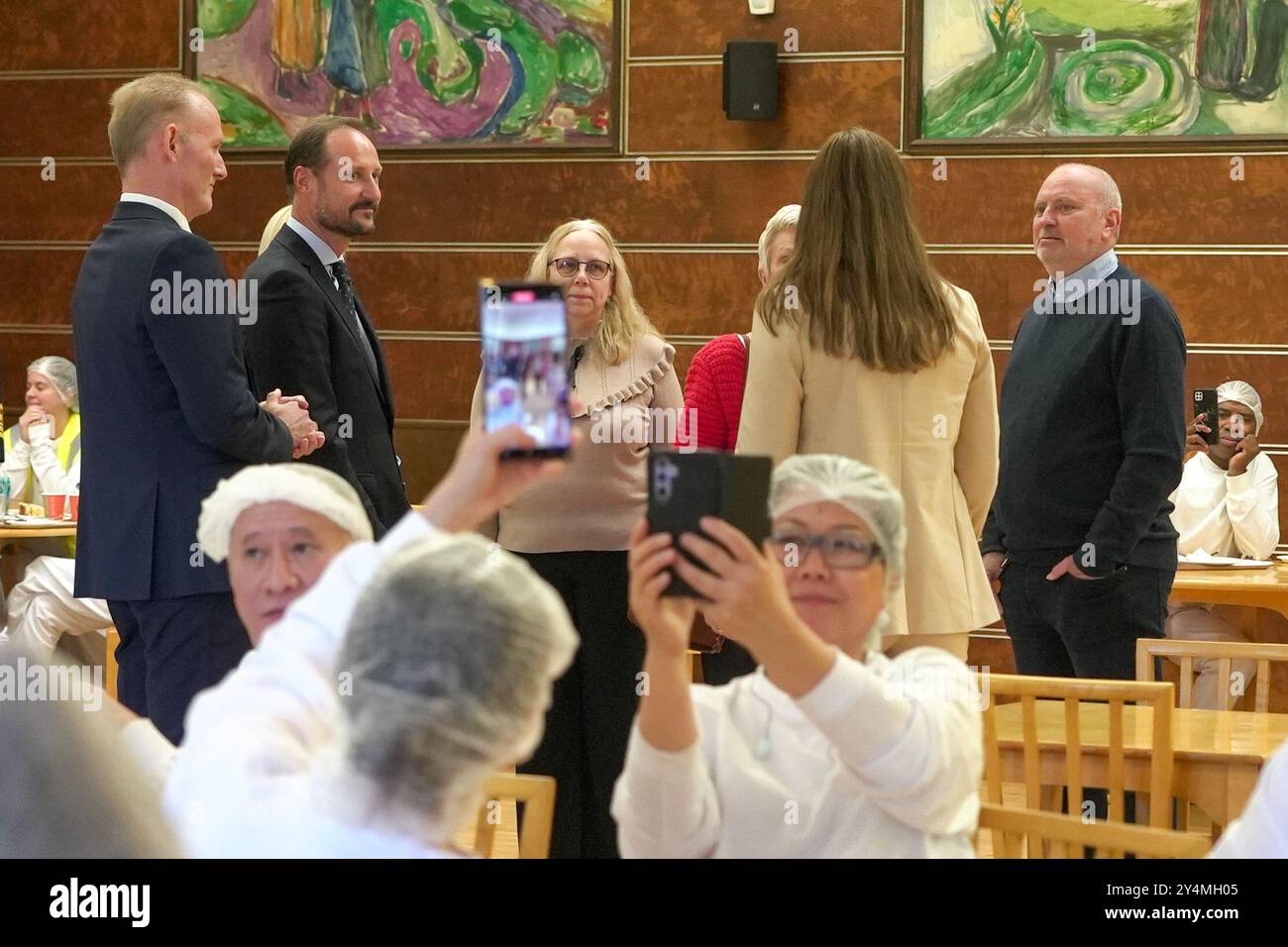 Oslo 20240919. Norwegian Crown Prince Haakon visits the Freia chocolate ...