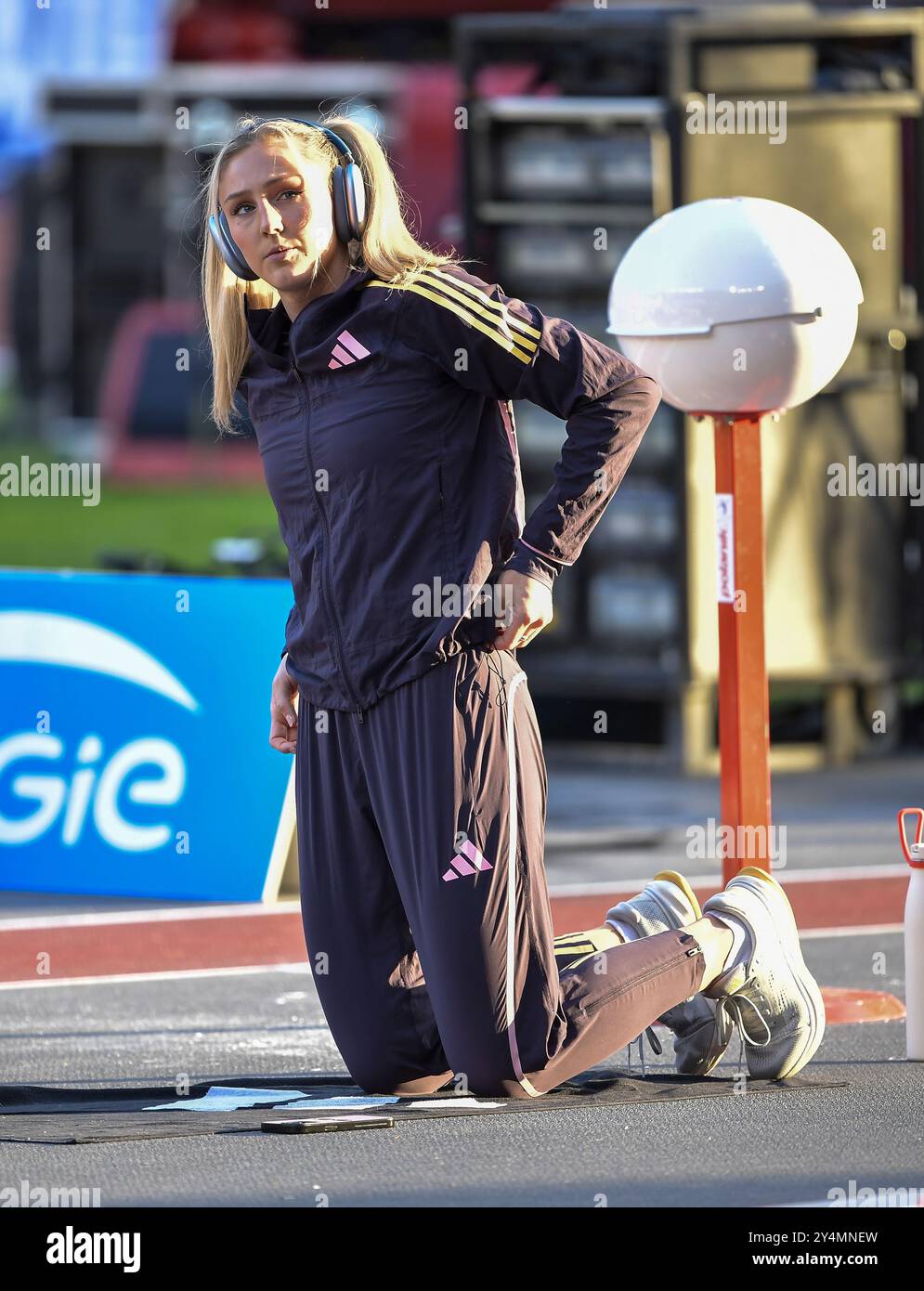 Molly Caudery of Great Britain warming up before competing in the women ...
