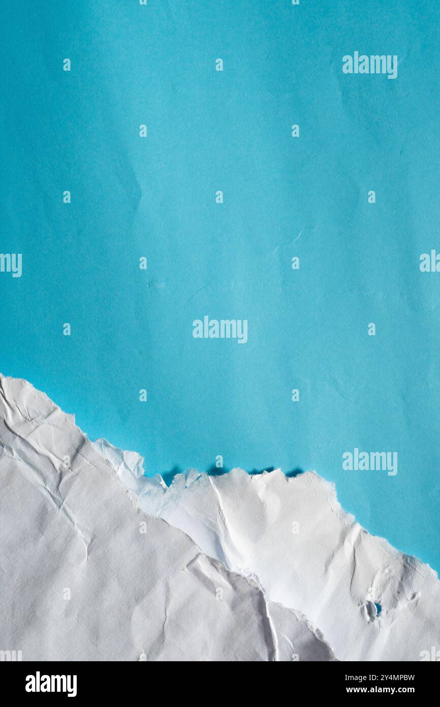 Vertical template ripped paper hi-res stock photography and images - Alamy