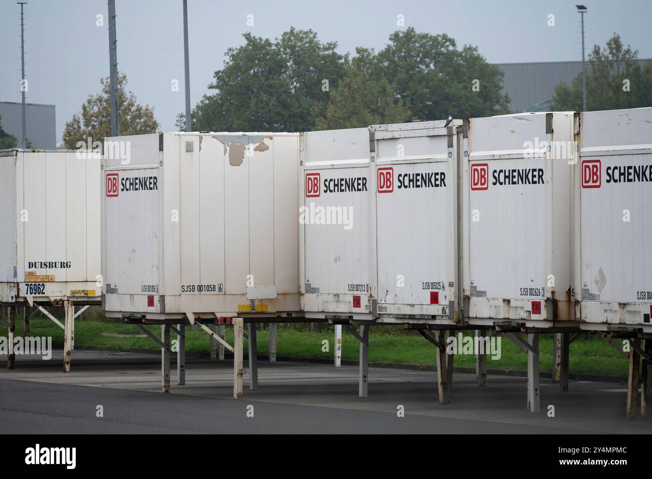 Exterior view of the DB Schenker goods distribution center in Duisburg ...