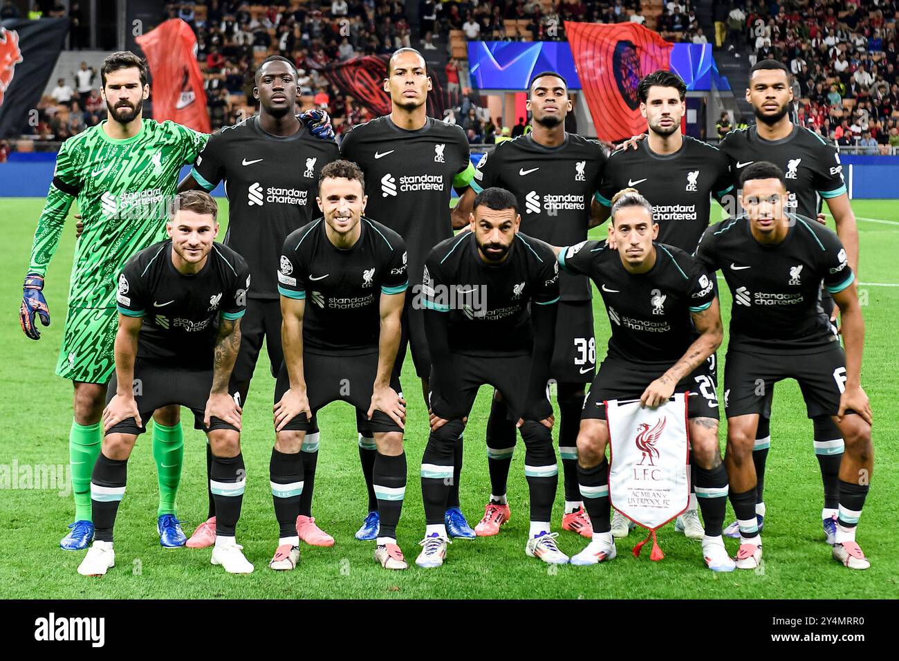 Liverpool players pose for a team photo during the UEFA Champions ...