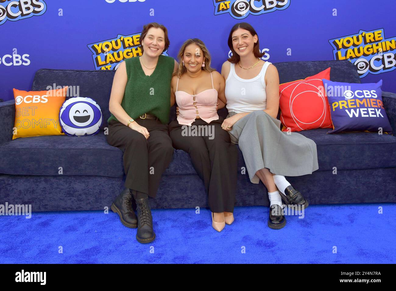 Shannon Sheridan, Anisha Jagannathan und Lucy Grebin beim CBS Event You re Laughing at CBS: A ...