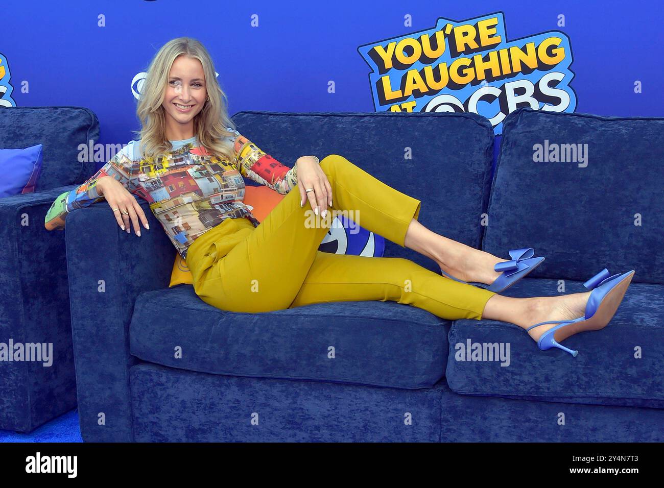 Alina Bock beim CBS Event You re Laughing at CBS: A Night of Sit-Down ...