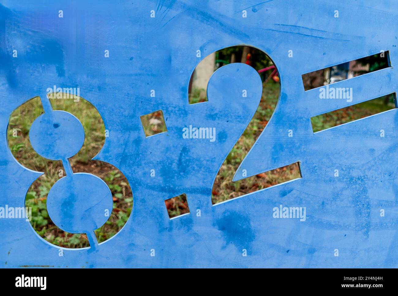 Guess the outcome hi-res stock photography and images - Alamy