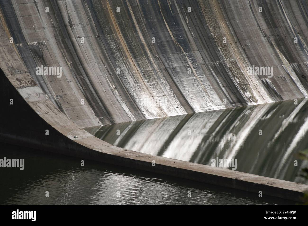 Navagam, Gujarat / India - November 14, 2007 : The Sardar Sarovar Dam ...