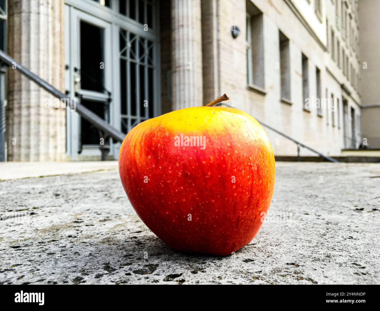 The Urban Adventures of Apple. Berlin, Germany Stock Photo - Alamy