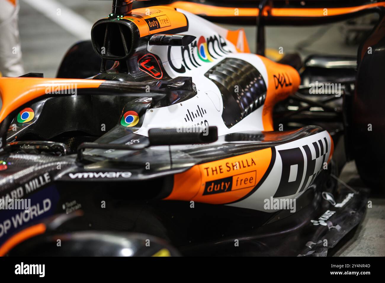 Singapore, Singapour. 19th Sep, 2024. McLaren F1 Team special livery OKX partnership during the ...