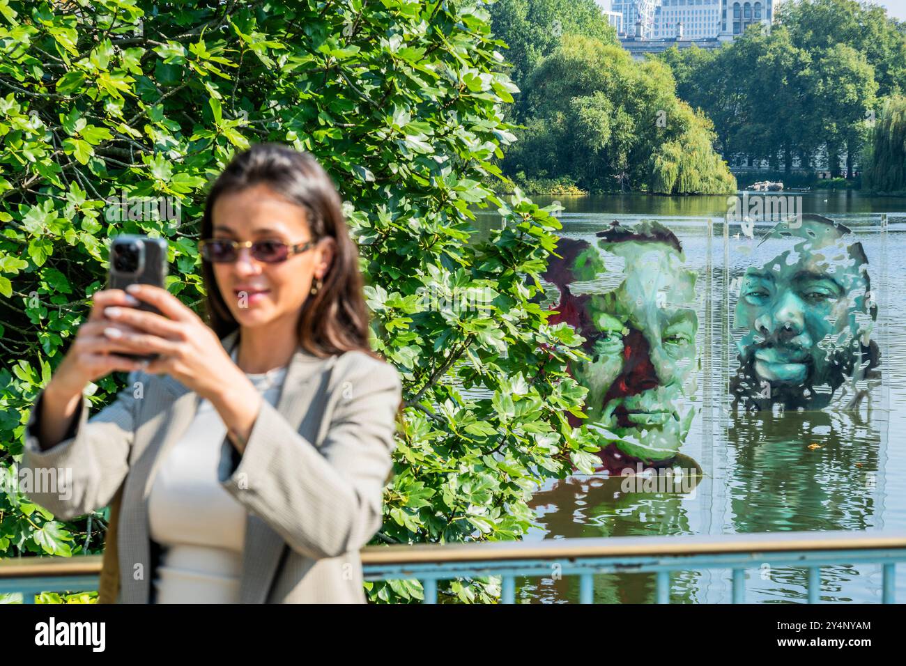 London, UK. 19 Sep 2024. Sunny weather boosts visitors on the bridge ...