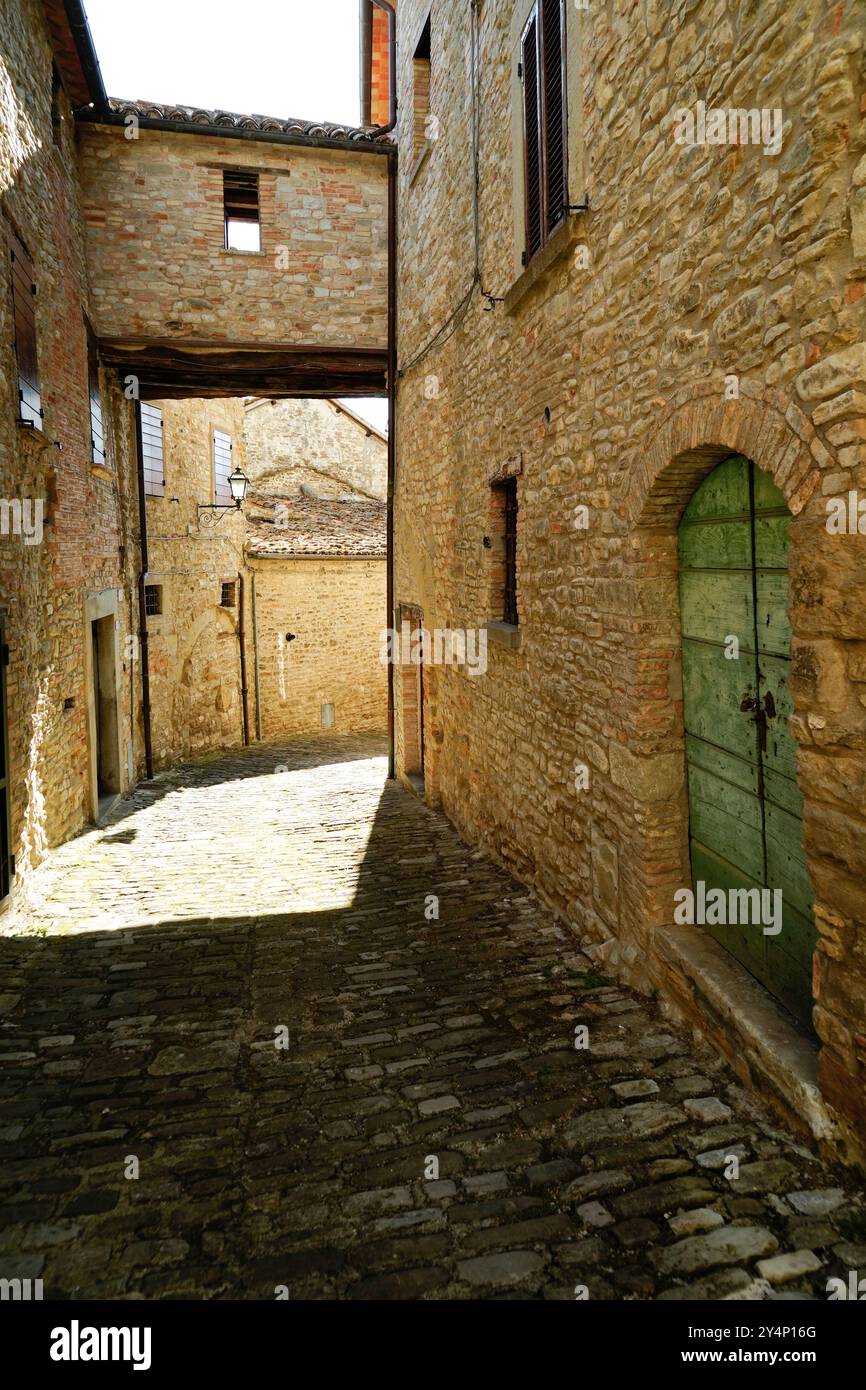 Ancient medieval village of Monterone. Province of Arezzo. Tuscany ...