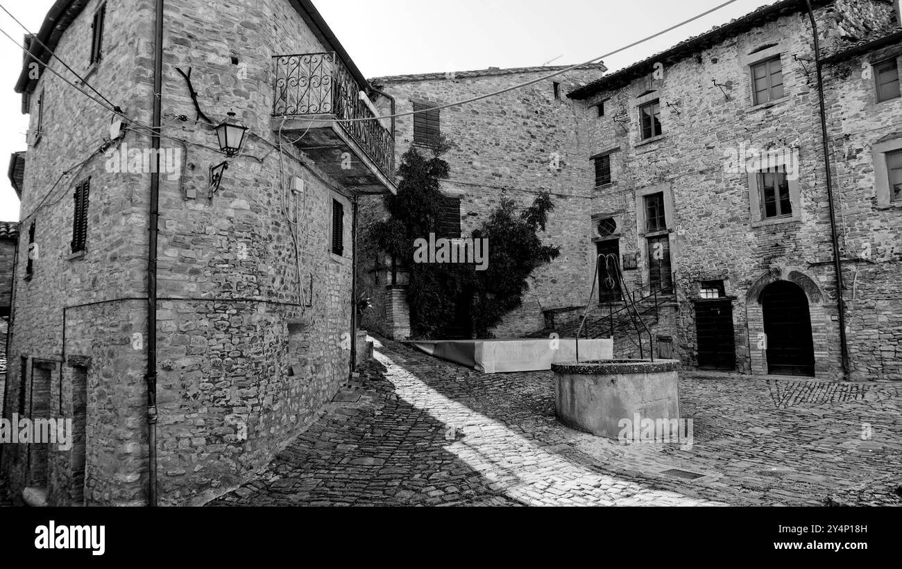 Ancient medieval village of Monterone. Province of Arezzo. Tuscany ...