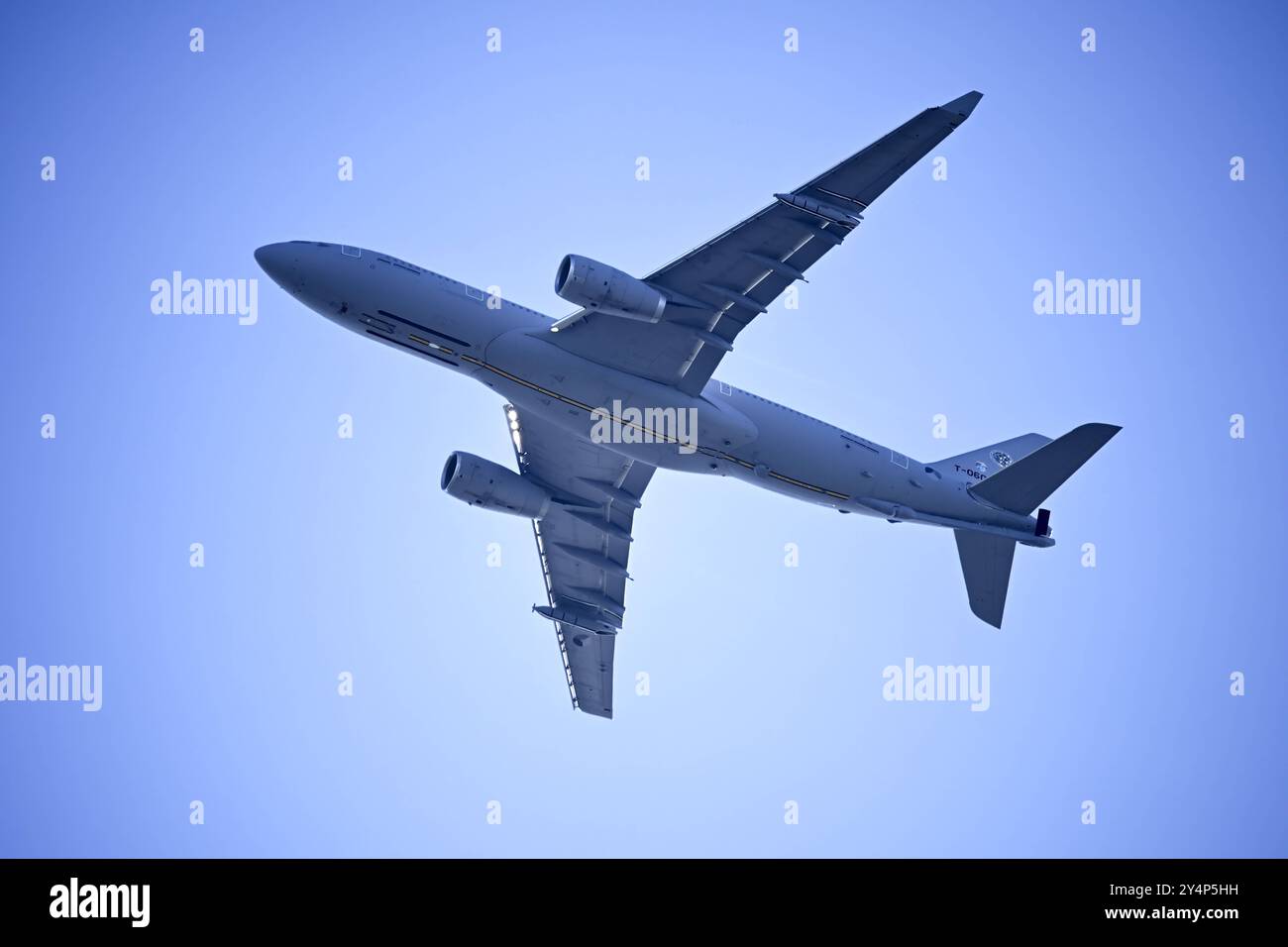 Airbus A 330-243 MRTT der Multinational Multirole Tanker Transport Unit ...