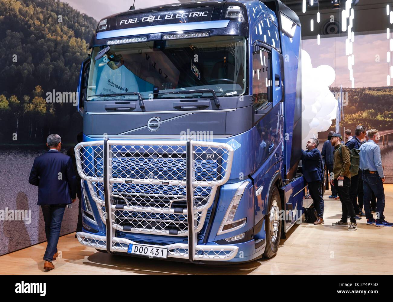 Volvo Brennstoffzellen LKW Wasserstoff Brennstoffzellen LKW von Volvo auf der IAA Transportation ...