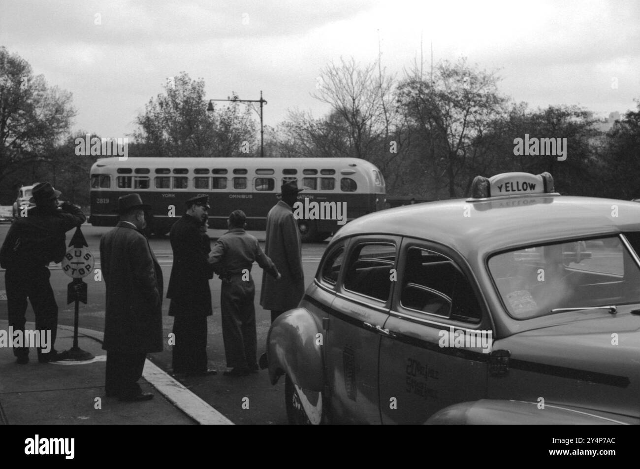Men bus stop Black and White Stock Photos & Images - Alamy