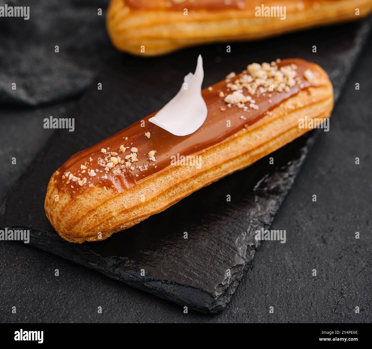 Traditional eclair cake party hi-res stock photography and images - Alamy