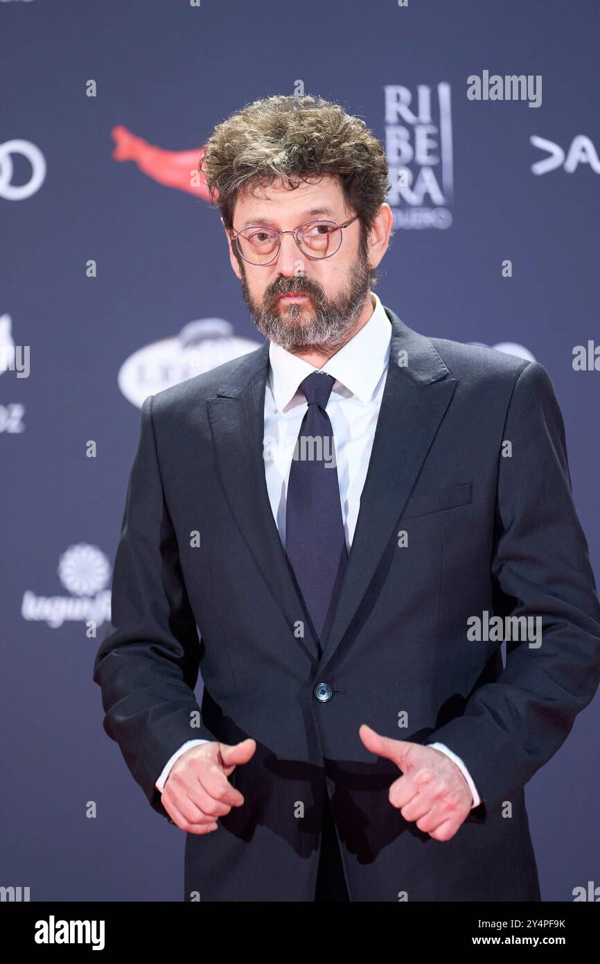 Manolo Solo attends Feroz Awards 2024 - Red Carpet at Vistalegre Palace ...