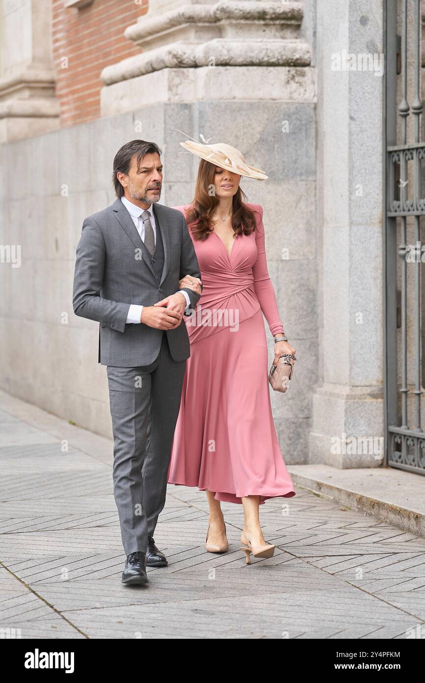 Guest arrives at the wedding of Jose Luis Martinez Almeida, major of Madrid, and Teresa Urquijo ...