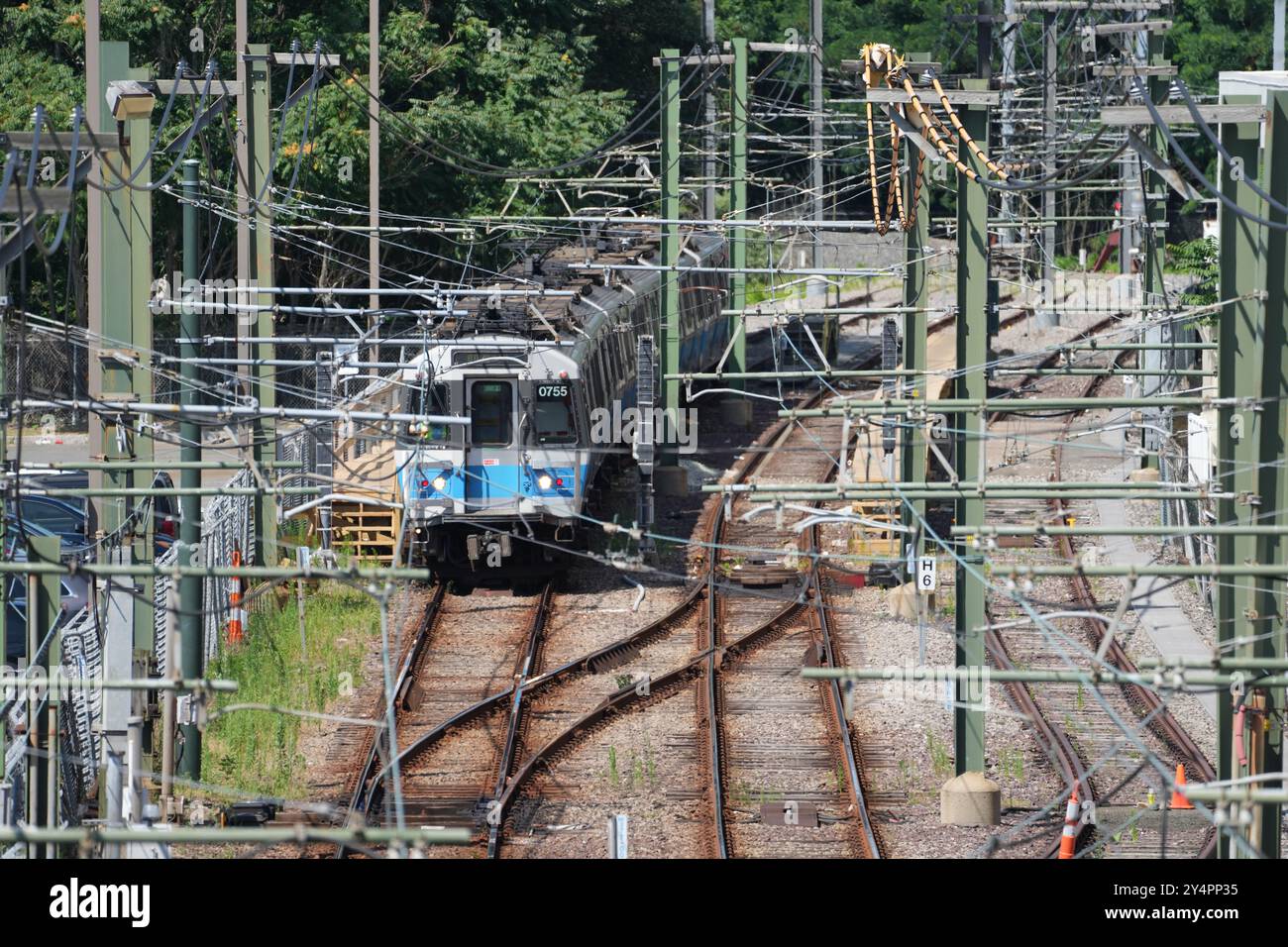 Train overhead wires electric hi-res stock photography and images - Alamy