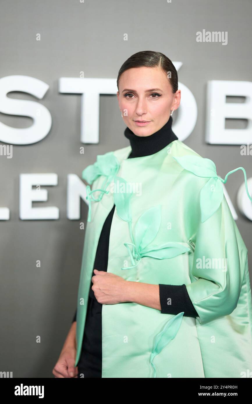 Mayte de la Iglesia attends 'Cristobal Balenciaga' Premiere at Callao ...