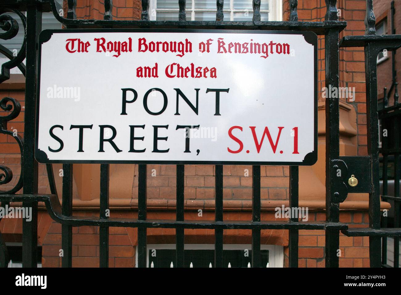 The sign for Pont Street in Kensington highlights the Royal Borough of ...