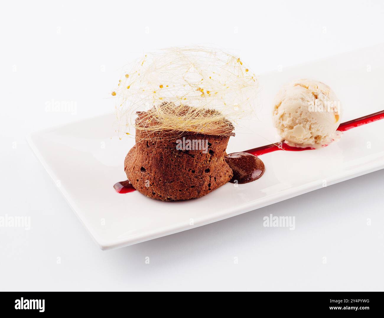 chocolate volcano with vanilla ice cream Stock Photo - Alamy