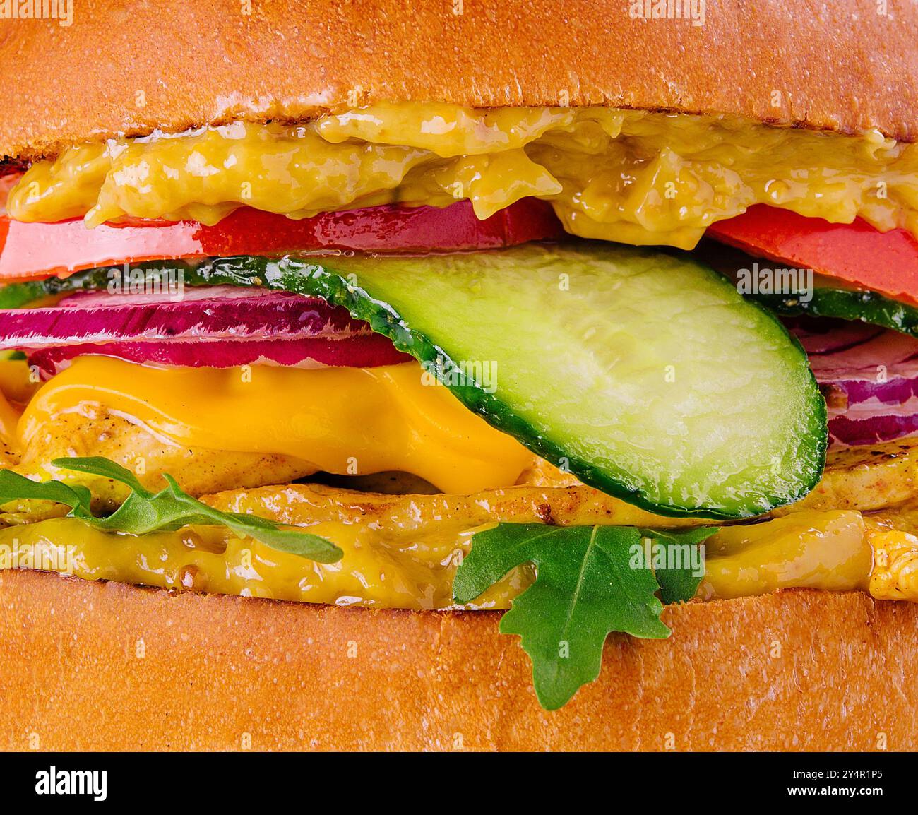Chicken fillet burger hi-res stock photography and images - Alamy