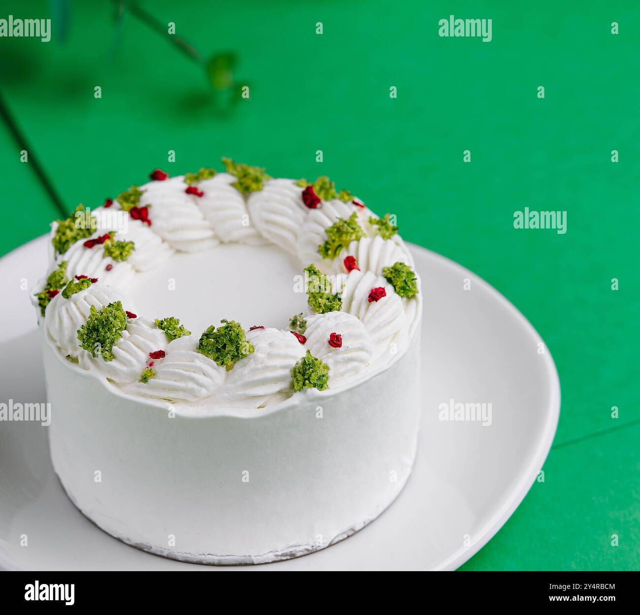 Turkish Maras Vanilla Ice Cream with Pistachio Powder Stock Photo - Alamy