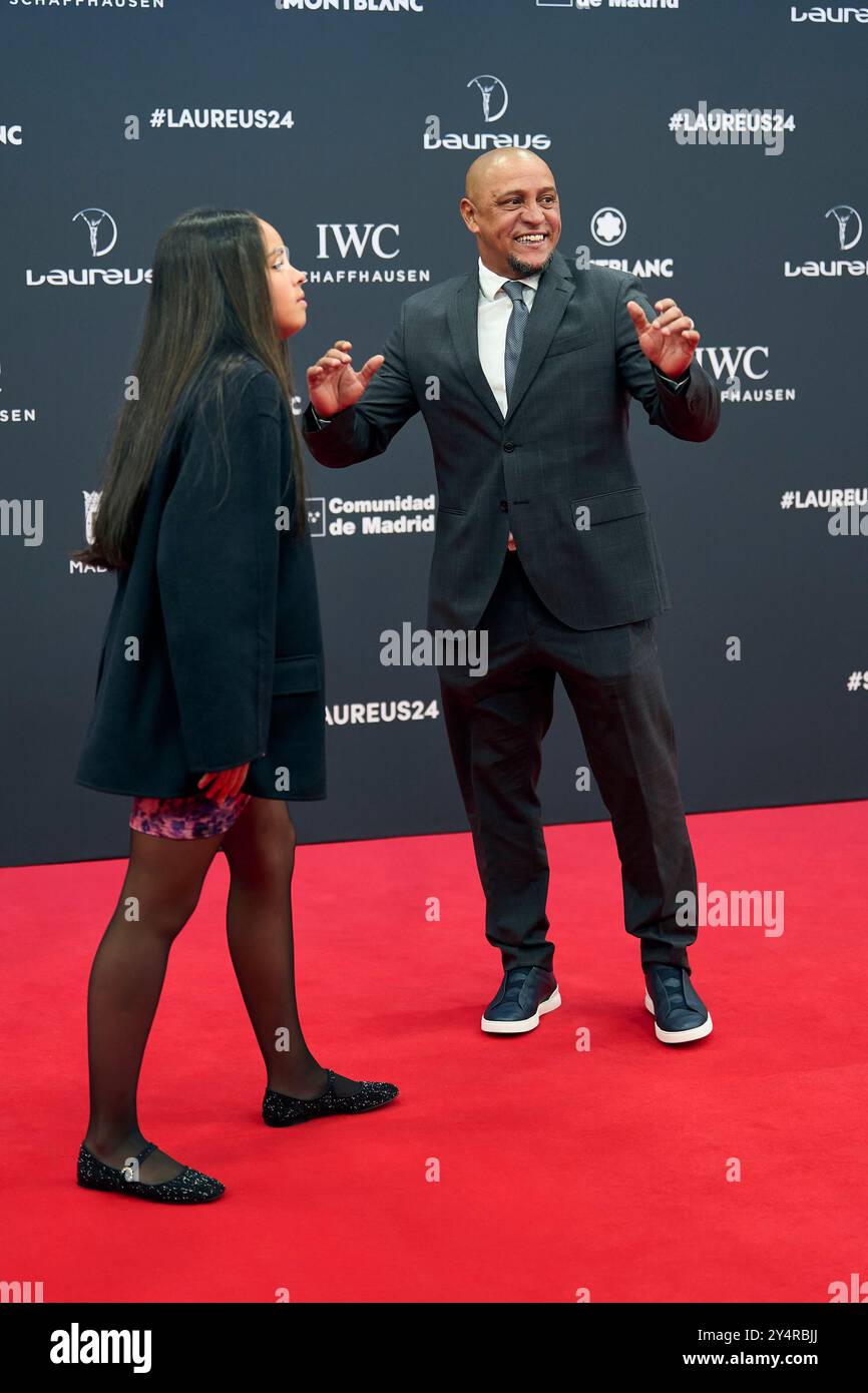 Roberto Carlos, Rebeca da Silva Rocha attends Laureus World Sports ...